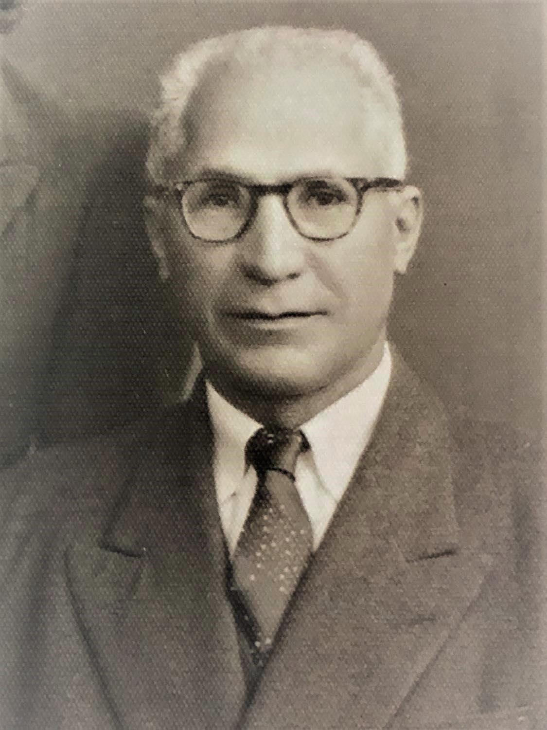 Abbas Behroozi – Bahai Chronicles